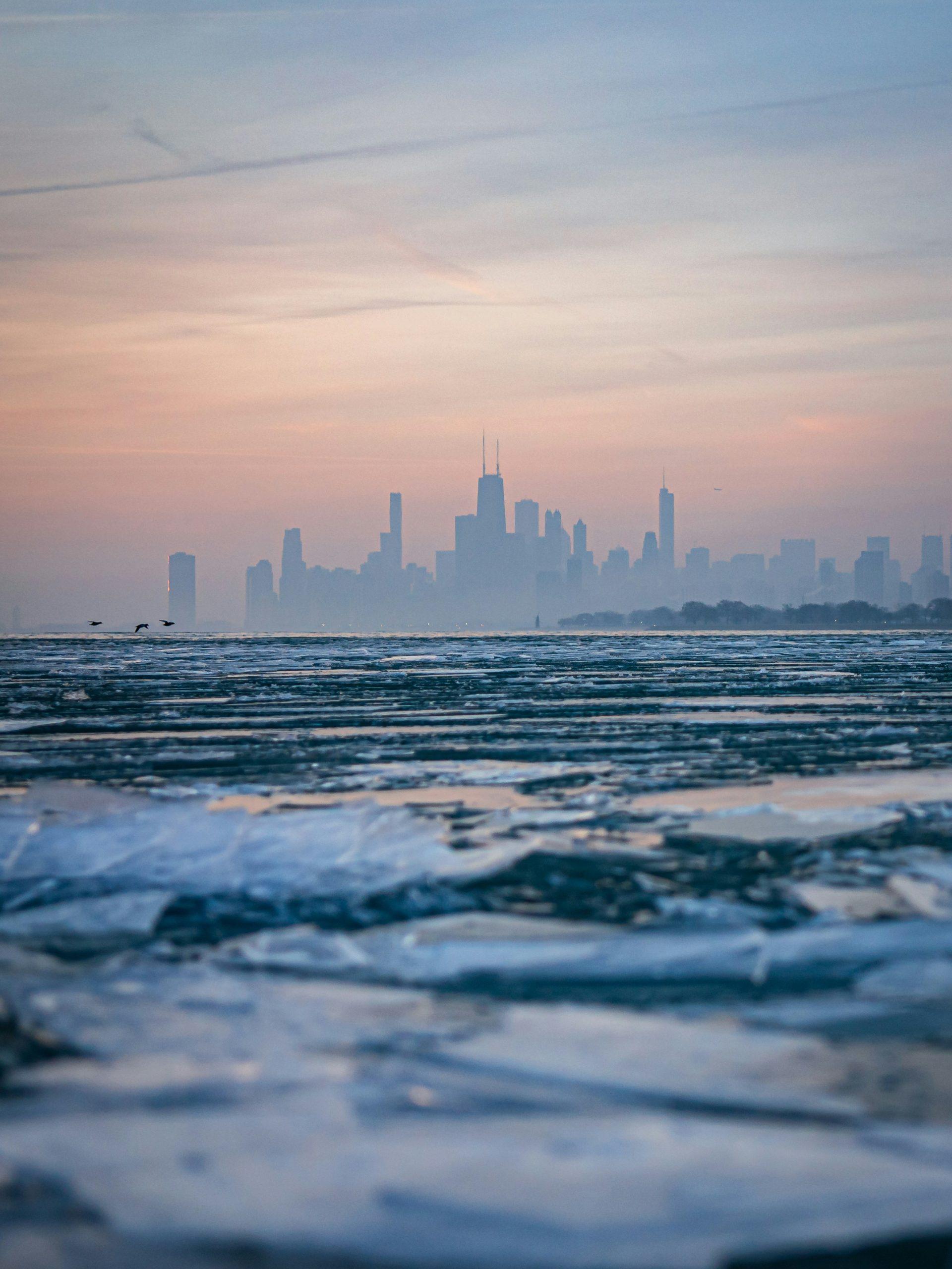 Is Chicago Walkable in Winter? What Travelers Need to Know | The Queen ...